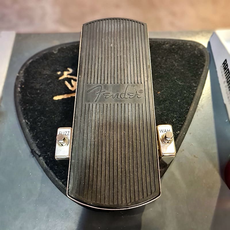 Fender Fuzz-Wah | Reverb