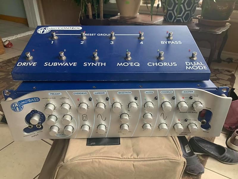 SWR Mo'bass & Mo'Control stereo bass amp w/ effects and | Reverb