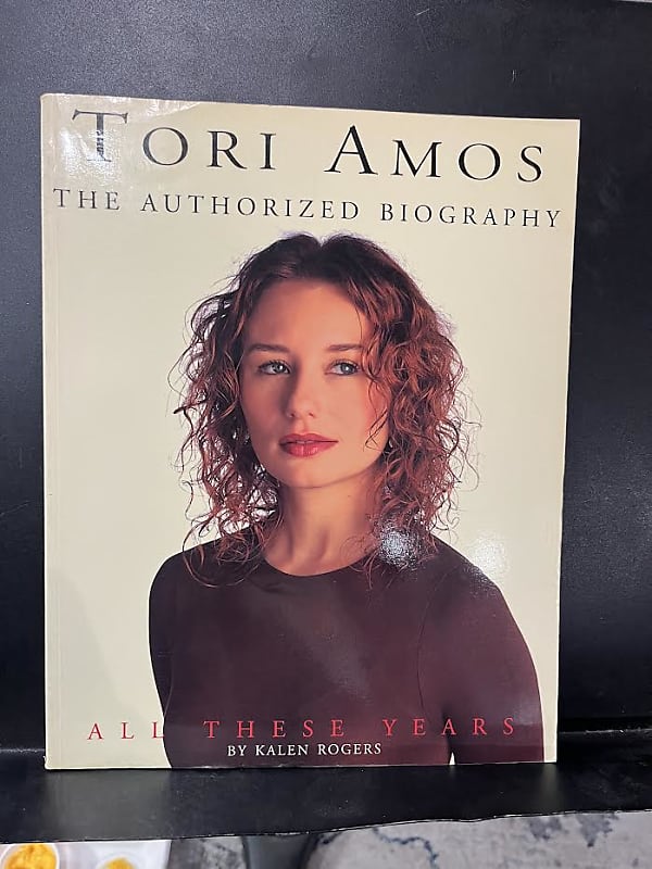 Omnibus Press Tori Amos The Authorized Biography | Reverb