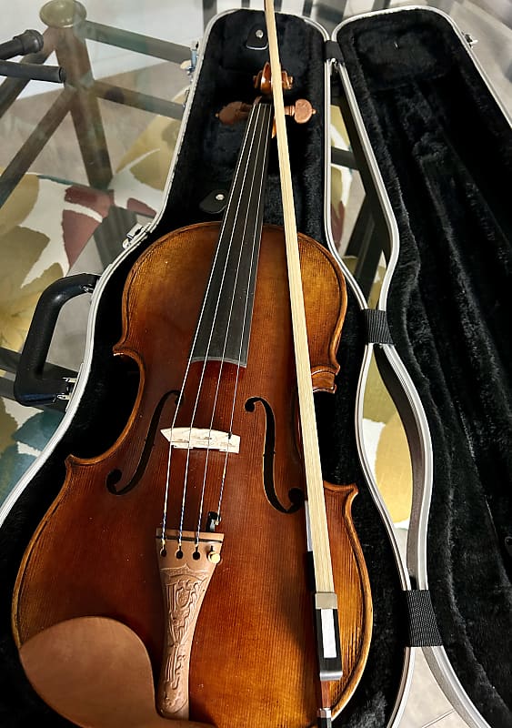 Maple Leaf Strings 16” Chaconne Viola | Reverb