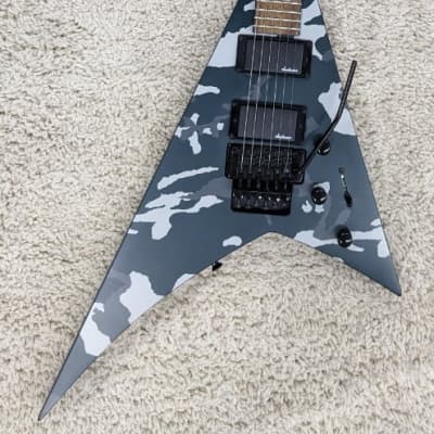 Jackson RR5 Randy Rhoads White Ivory With Black Pinstripes SD | Reverb