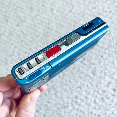 [RARE] Sony MZ-R50 Walkman MiniDisc Player, Excellent Blue ! | Reverb