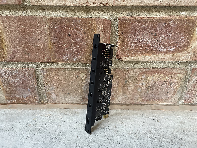 Monome Crow — scriptable bridge to modular with memory | Reverb