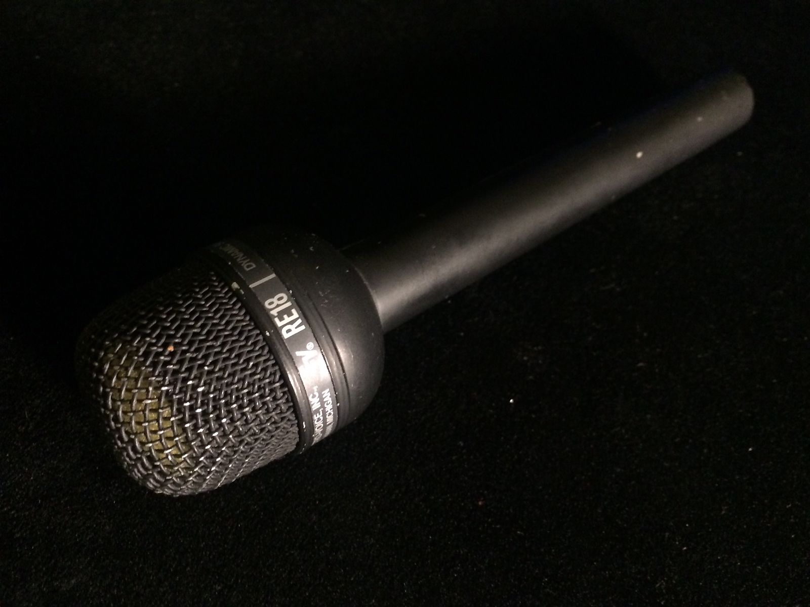 Electro-Voice RE18 Supercardioid Dynamic Microphone | Reverb