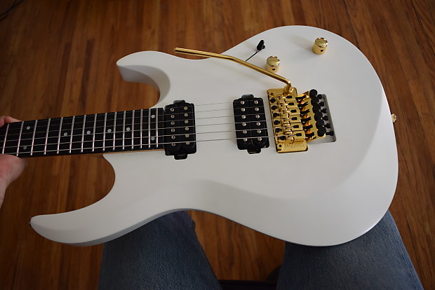 Kiesel Aries , 2017 , Gold Hardware & Floyd Rose, Bare | Reverb