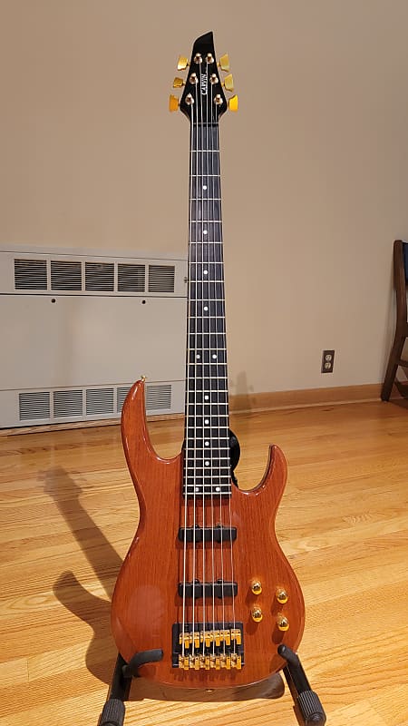 Carvin 6 string bass Mid-90's - Good clear | Reverb
