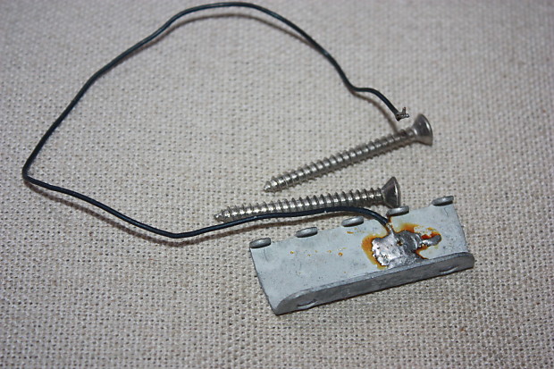Fender Stratocaster 70's guitar tremolo claw bridge | Reverb