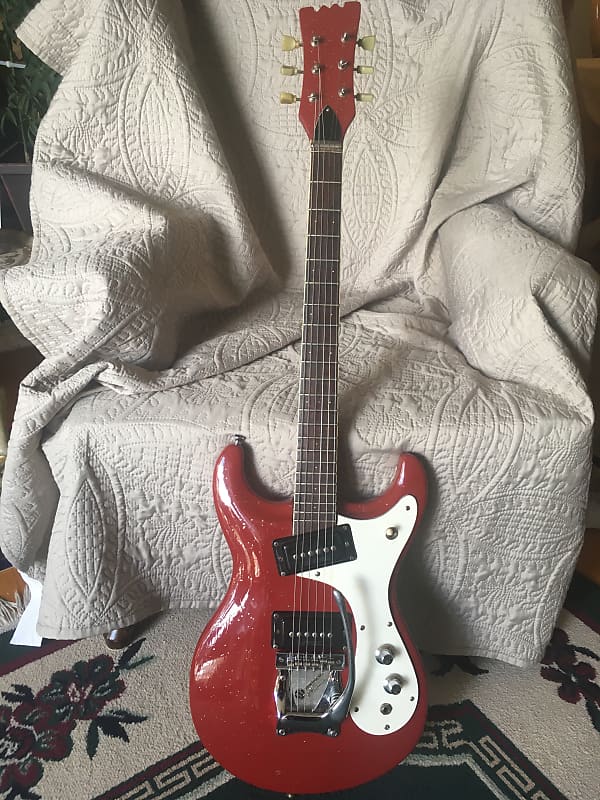 Mosrite Ventures 1966 Red | Reverb