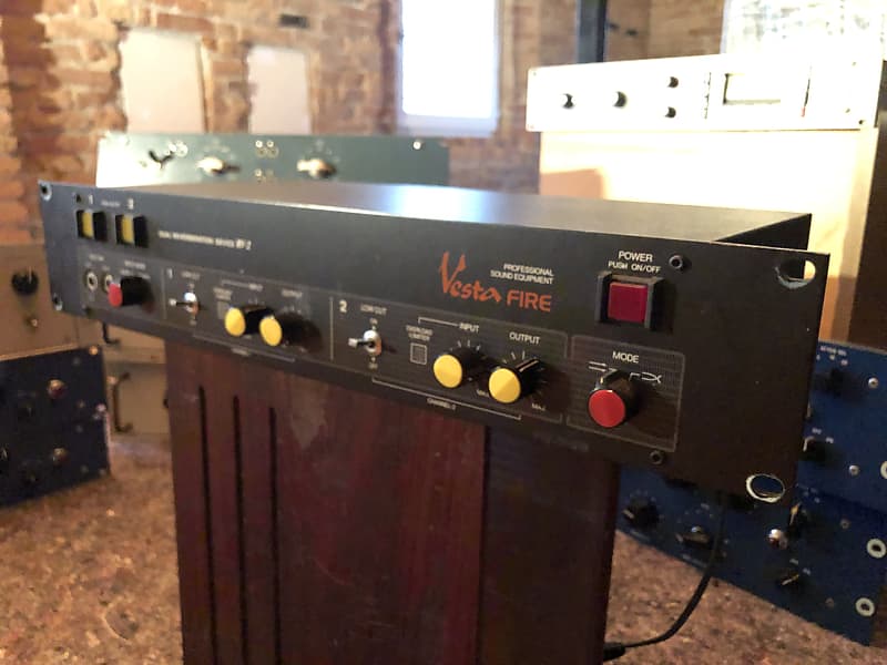 Vestafire RV2 - 2 Channel Spring Reverb - Rack 1984 | Reverb
