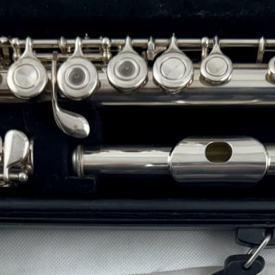 Pre-Owned Yamaha Standard C Flute, Open Hole, Offset G, with | Reverb