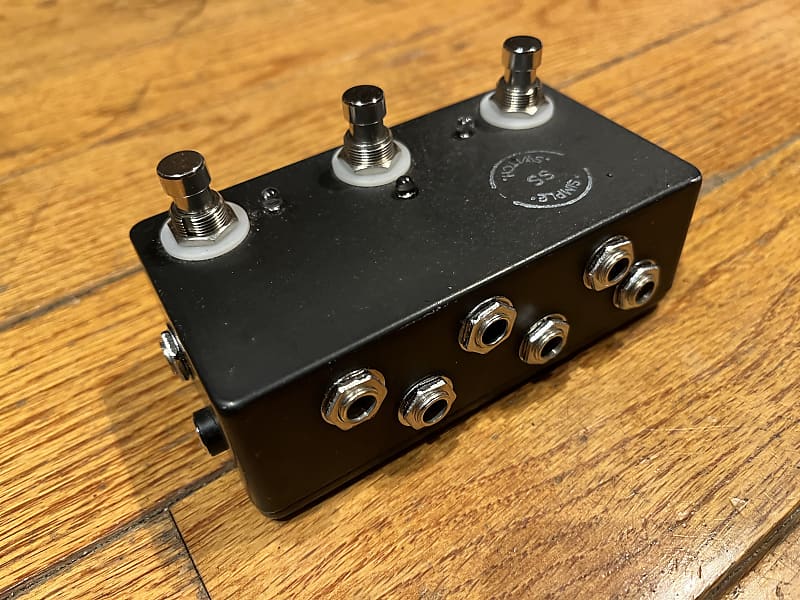 Triple loop 3 way switcher pedal by Simple Switch | Reverb