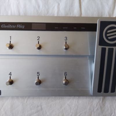 Native Instruments Rig Kontrol 2 for Guitar Rig | Reverb