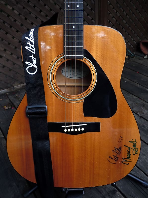 Chet Atkins and Marcel Dadi Yamaha FG400 Hand signed 1990 | Reverb UK