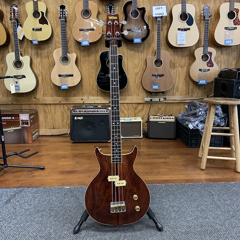 Washburn Vulture bass | Reverb