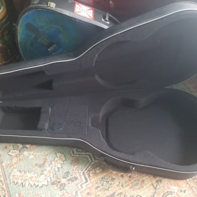 Road Runner Polyfoam parlor size acoustic guitar hard shell | Reverb