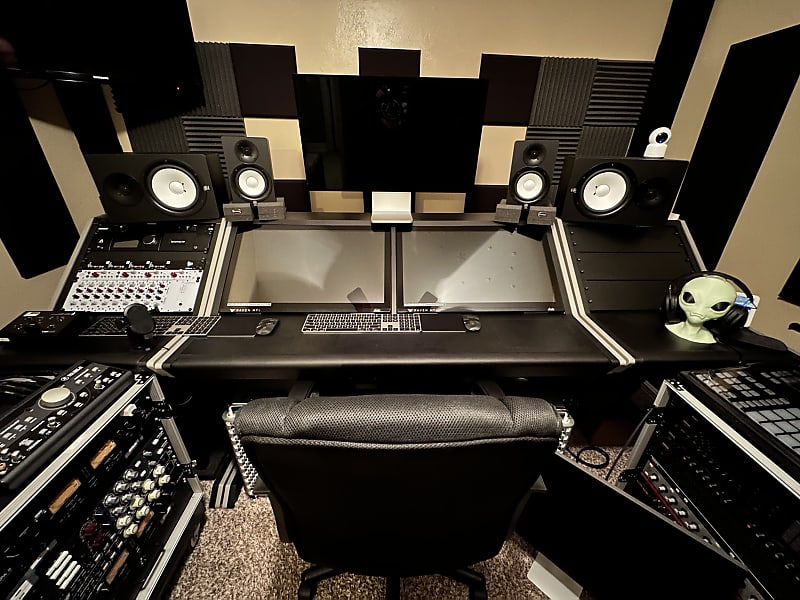 Slate Media Technology RAVEN MTi CORE Station with 2 RAVEN | Reverb