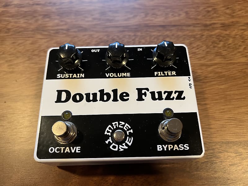 Mazeltone Double Fuzz - White | Reverb