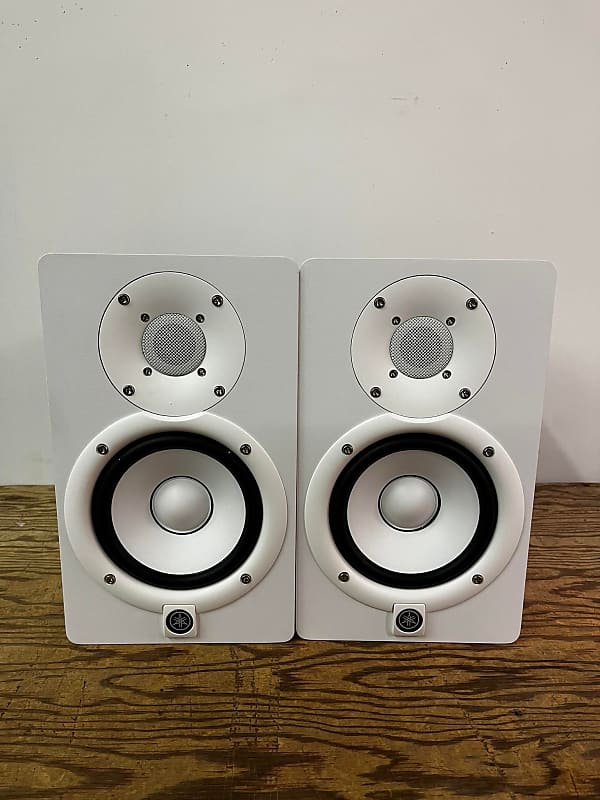 Yamaha HS5 5" Powered Studio Monitor (Pair) - White | Reverb