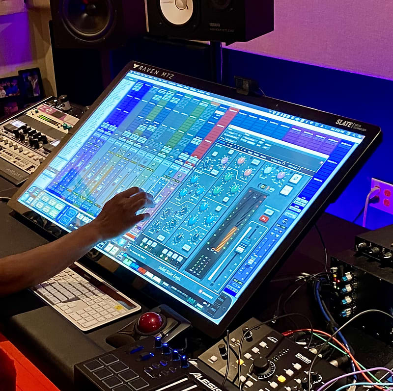 Slate Raven MTZ 43” touch screen controller | Reverb
