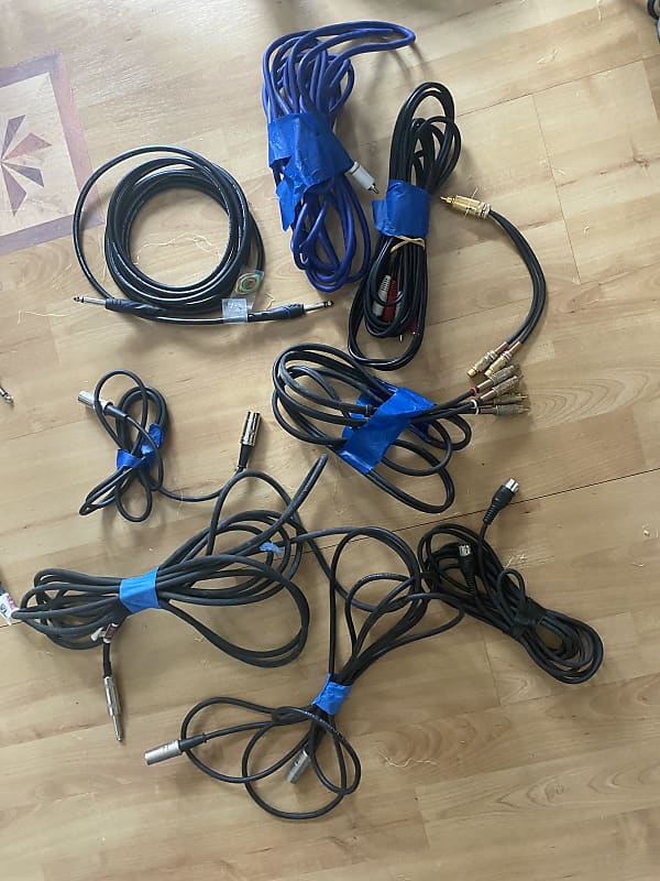 Various cables | Reverb Australia