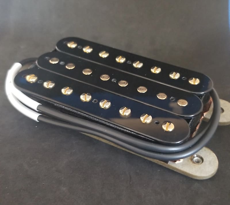 Warp Core 8 String Triple Coil 550 Black & Gold | Reverb