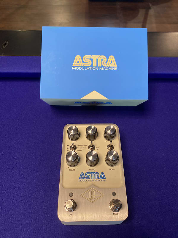 Universal Audio Astra Modulation Machine Pedal | Reverb