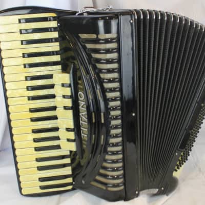 Titano Tiger 120-bass Piano Accordion Combo'Cordion | Reverb