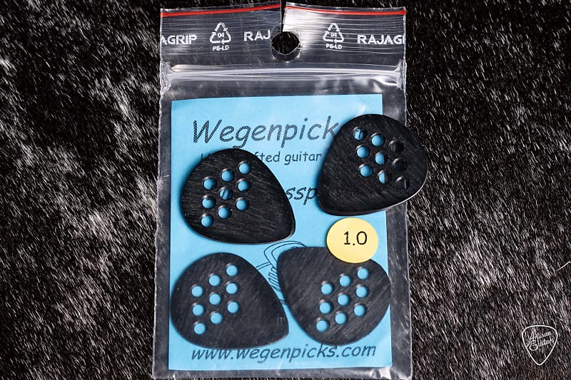 WEGEN Bluegrass Pick 1 mm Set of 4 in Black | Reverb