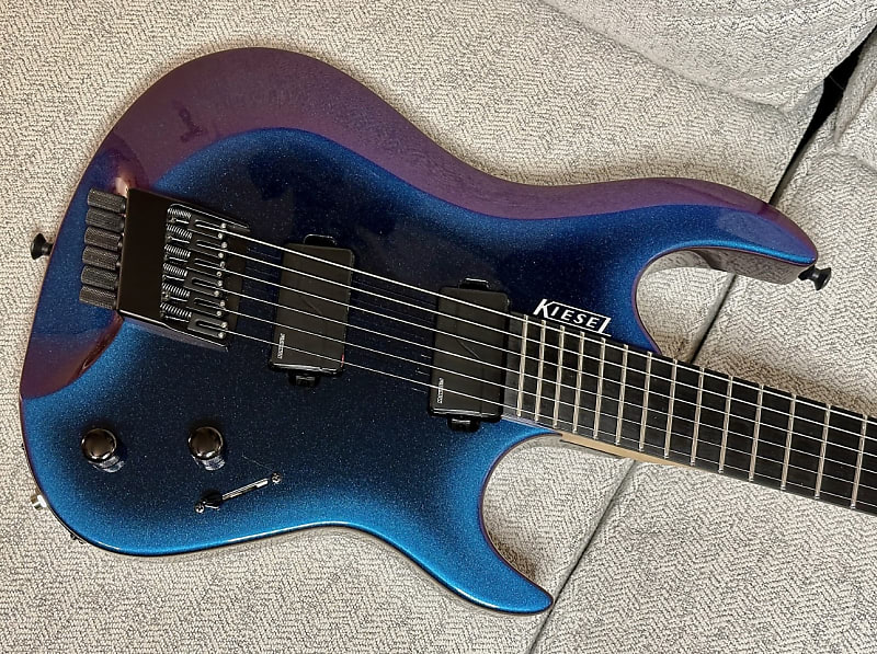 Kiesel Osiris 2022 - Blue to purple color shift burst | Reverb