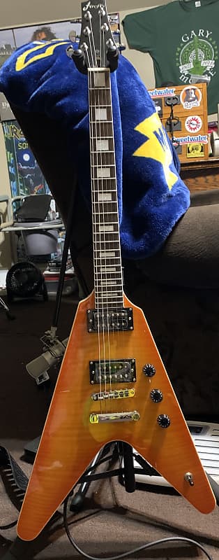 Firefly FflV Flying V 2023 - Honey burst | Reverb