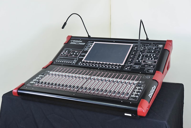 DiGiCo SD9 Digital Mixing Console w/ (2) D-Racks (church | Reverb