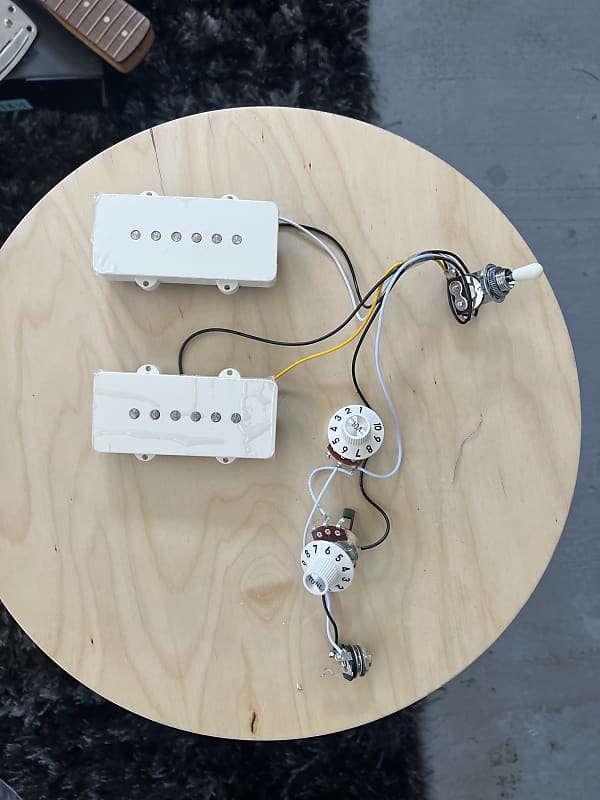 Squier Jazzmaster Pickups and Electronics Knobs complete | Reverb