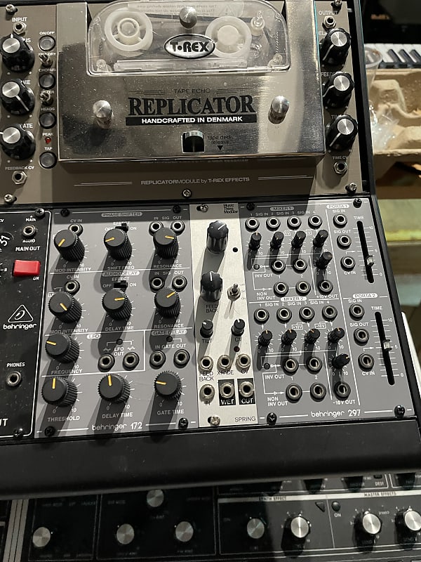 Behringer 172 effects module | Reverb