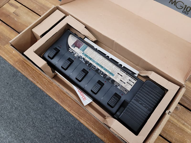 Zoom 3030 Zoom Player Multi-Effects Black | Reverb