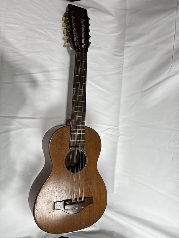VINTAGE MARTIN 1931 10 STRING TIPLE UKULELE VINTAGE MARTIN | Reverb