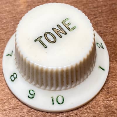 Fender Vintage Stratocaster Knob Set '60s - Parchment | Reverb