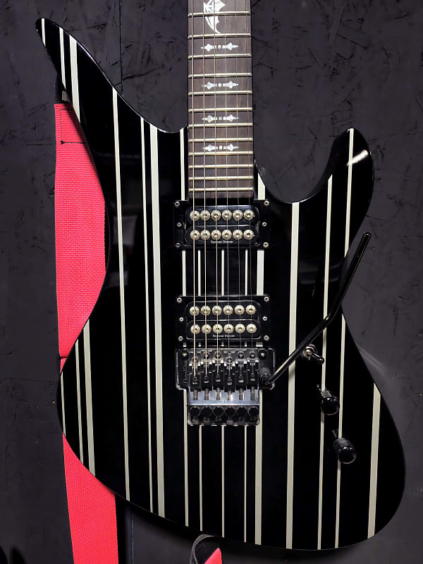 Schecter Synyster Standard 2006 - Gloss Black w/ Silver | Reverb