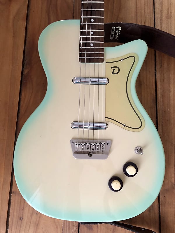 Danelectro 56 U2 fin des années 90 - Surf Green Burst | Reverb