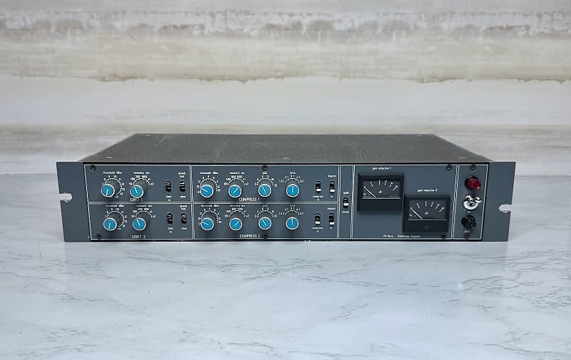 Neve 33609 Discrete Stero Compressor / Limiter | Reverb