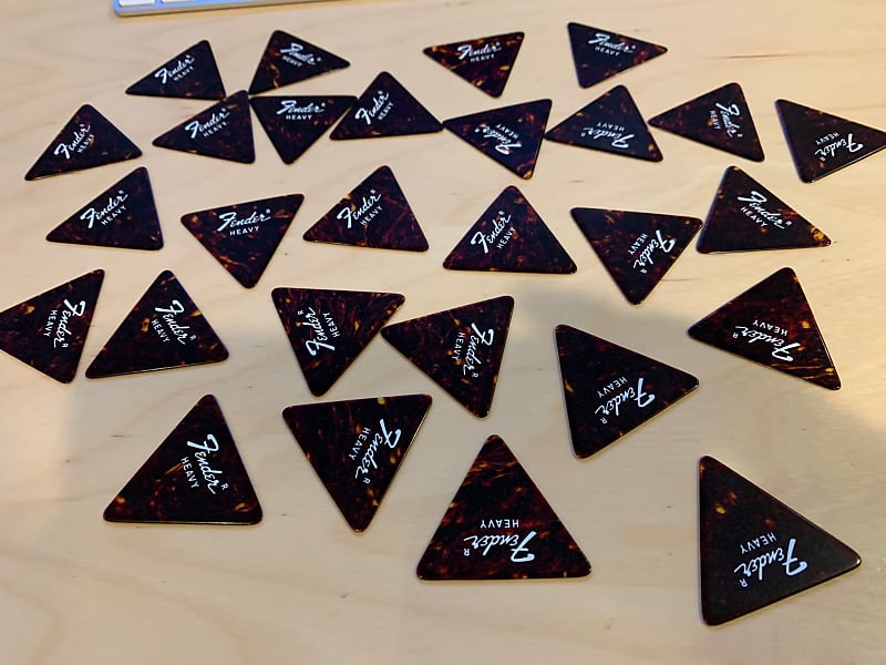 Vintage Fender Triangle Picks 1970's Tortoise No Circle | Reverb