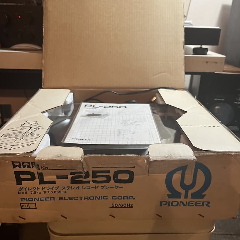 Pioneer PL-250 1980’s - Silver in OG Box w/ manual | Reverb