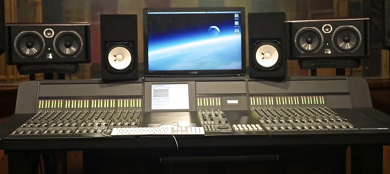 Euphonix CS 2000 mixing console | Reverb