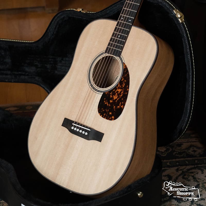 (Floor Model) Larrivee D-40MH Special Edition Sitka/Mahogany | Reverb