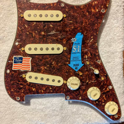 Fender American Deluxe Stratocaster Loaded Pickguard S-1 | Reverb