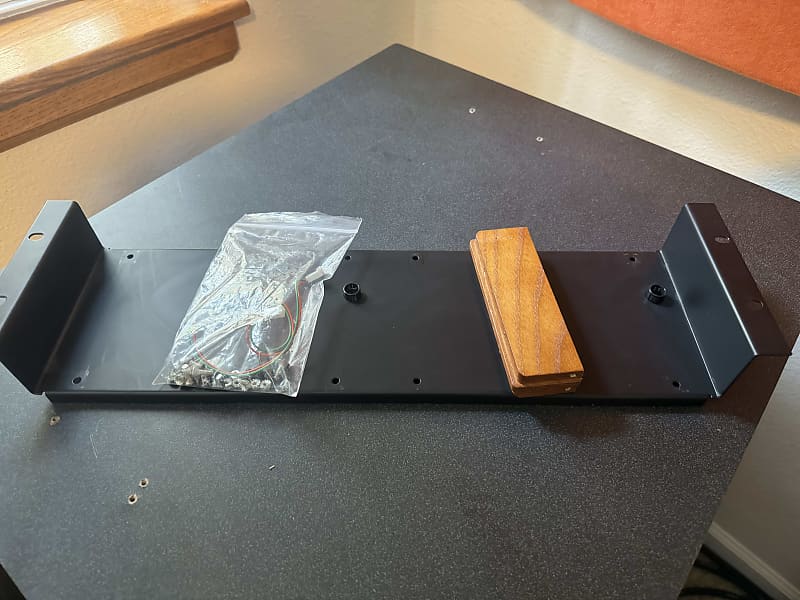 Moog moogerfooger rack mount kit 2010s - black | Reverb