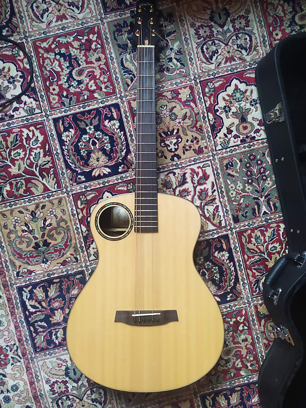 Walden B1e acoustic baritone bariton Guitar 2021 - Natural | Reverb