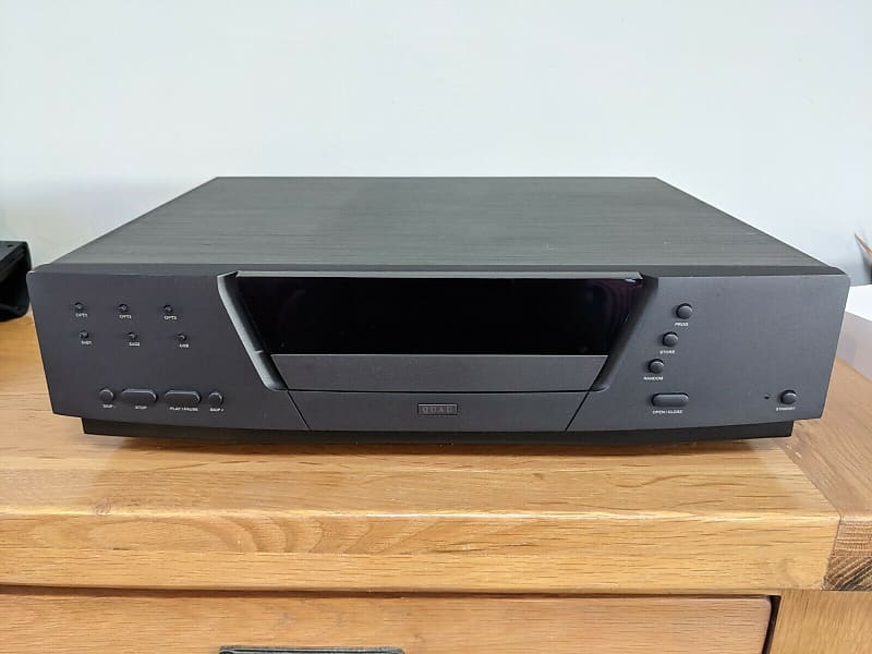 Quad Platinum DMP Pre Amplifier / CD player Black | Reverb