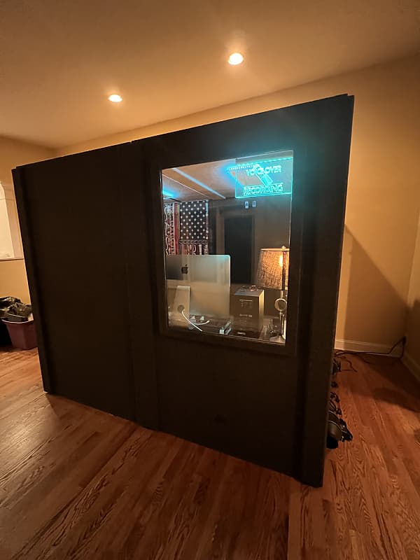 WhisperRoom MDL 7296 | Reverb