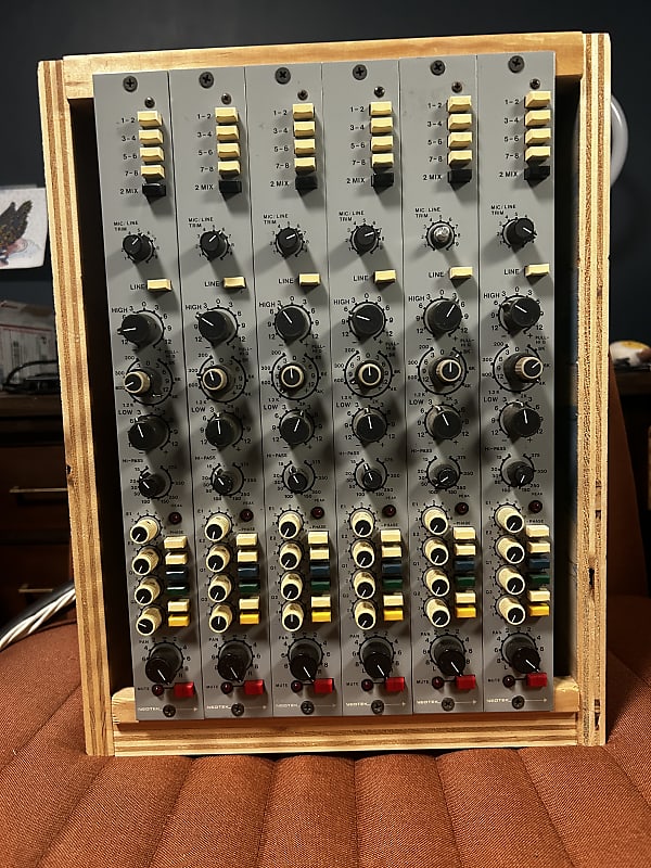 Neotek Series 1 6-Channel Microphone Preamp/EQ Sidecar 1970s | Reverb