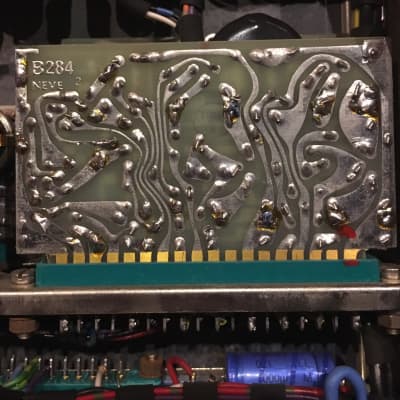 Vintage Neve 1073 8-Channel Mic Preamp EQ Racked with output | Reverb